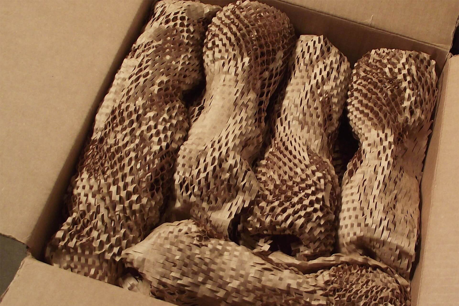 Curby Fragile Wrap - Natural - IPG